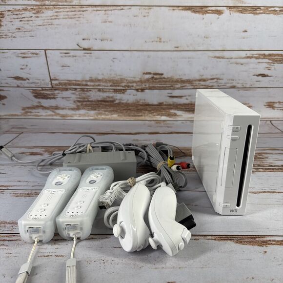Nintendo | Video Games & Consoles | Nintendo Wii White Console Bundle ...